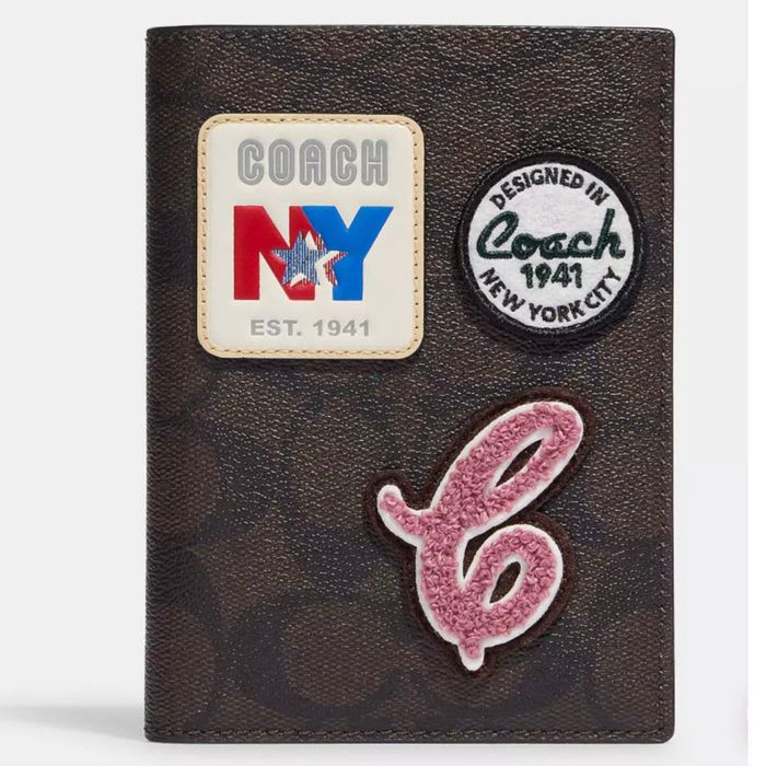 Coach Coach Passport Case In Signature Canvas With Ski Patches | Grailed