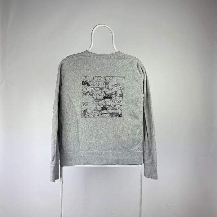 Uniqlo Uniqlo x kaws sweatshirt logo reverse size Small | Grailed