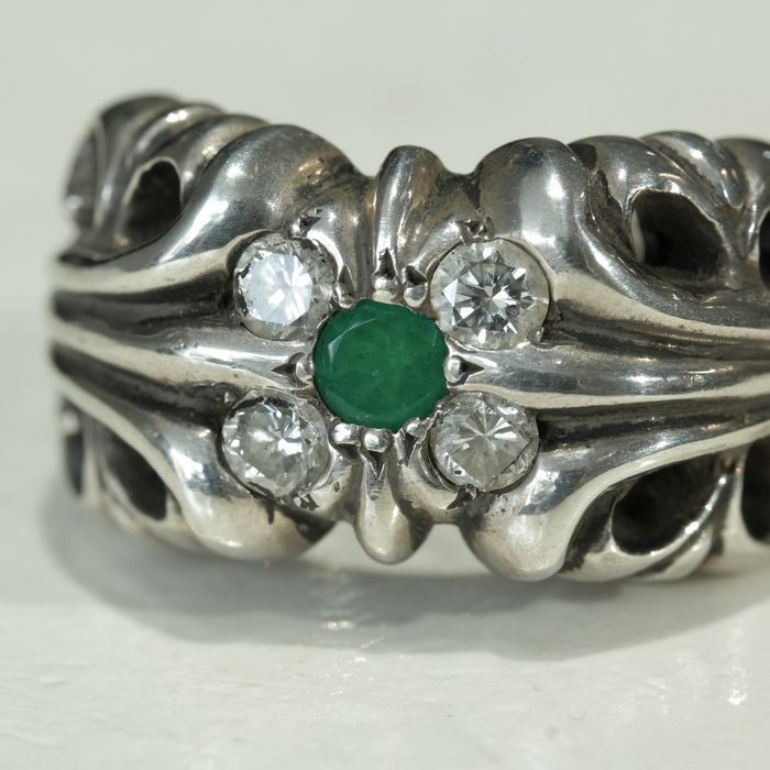Chrome Hearts CHROME HEARTS KT 4 DIAMOND 1 EMERALD RING | Grailed