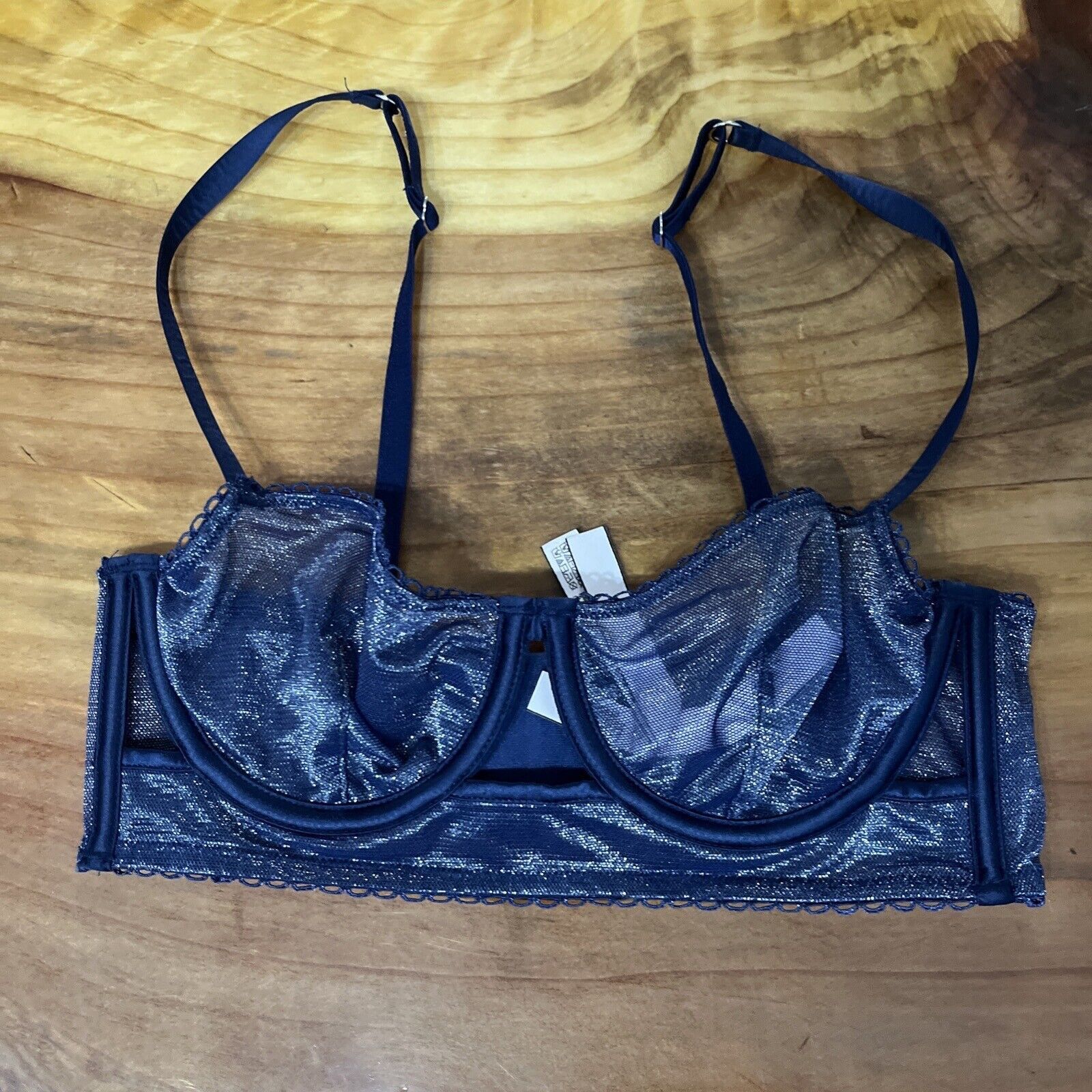 Victoria's Secret Victorias Secret Luxe Lingerie Unlined Metallic Lace ... Victoria's Secret Victorias Secret Luxe Lingerie Unlined Metallic Lace ...