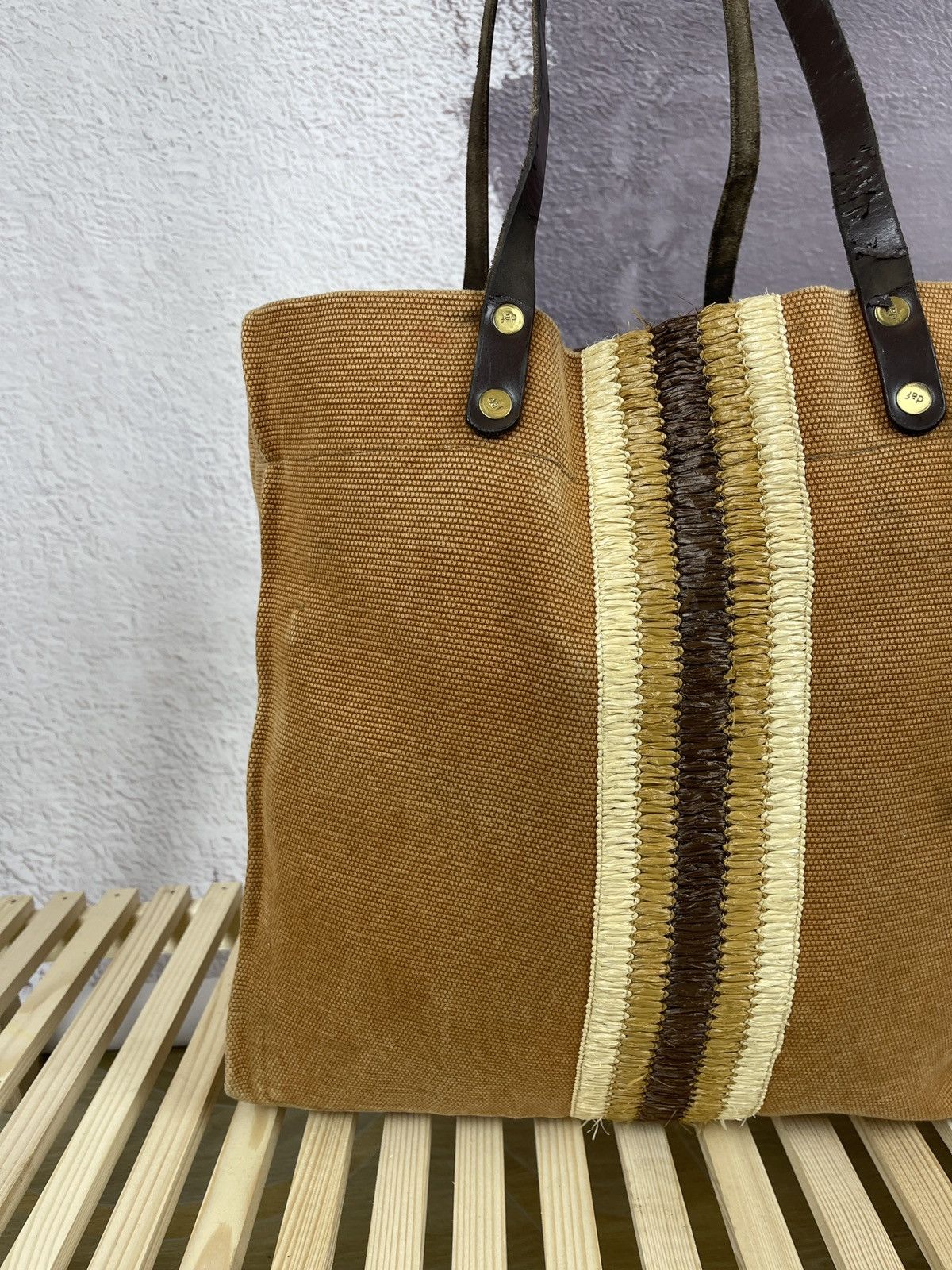 Italian Designers × Streetwear × Vintage DAF vintage Italian handle bag ...