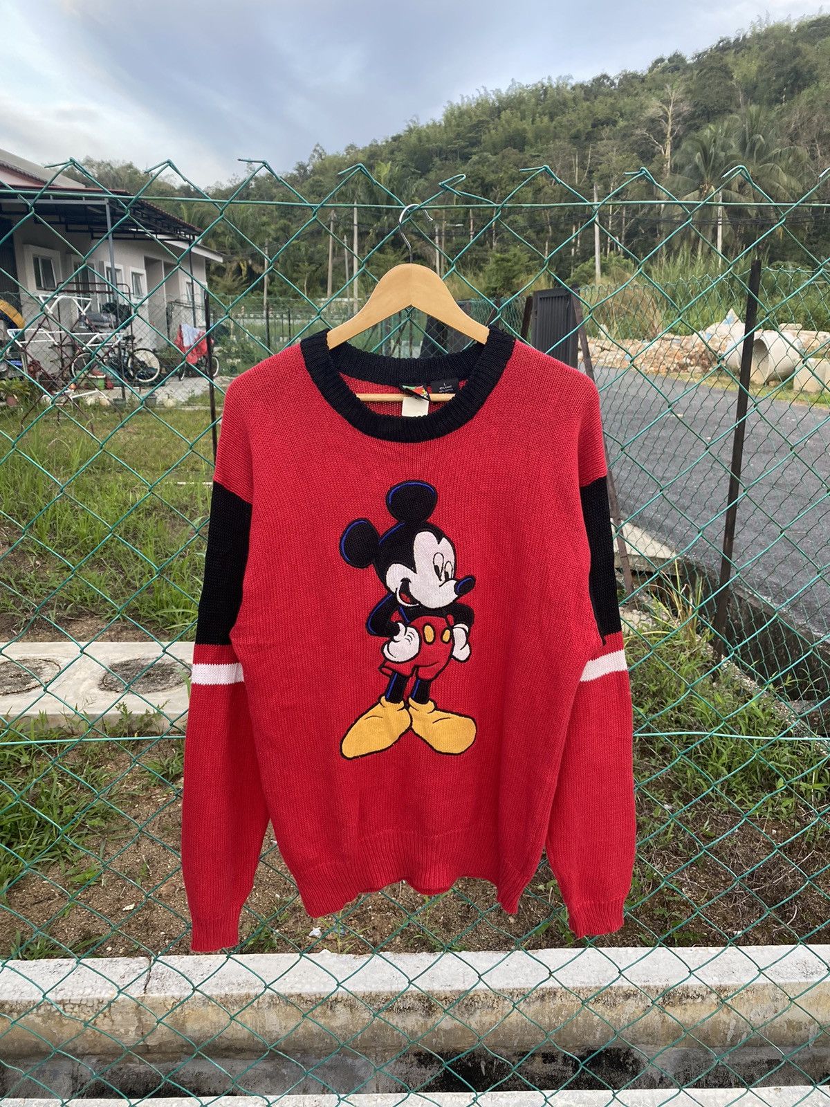 Mickey Mouse ⚡️Steals⚡️Vintage Mickey Mouse Big Logo Cable Knit Sweater ...