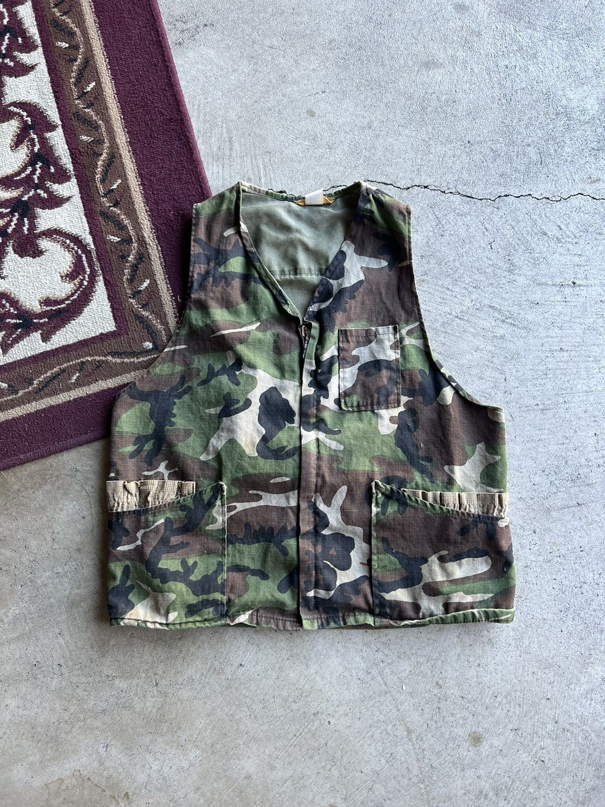 Camo × Made In Usa × Vintage 1970s Woodland Camo Ranger Hunting Vest ...