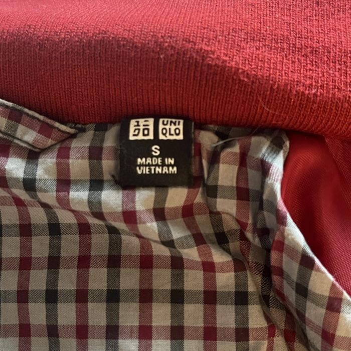 Uniqlo Uniqlo (red) sweater | Grailed