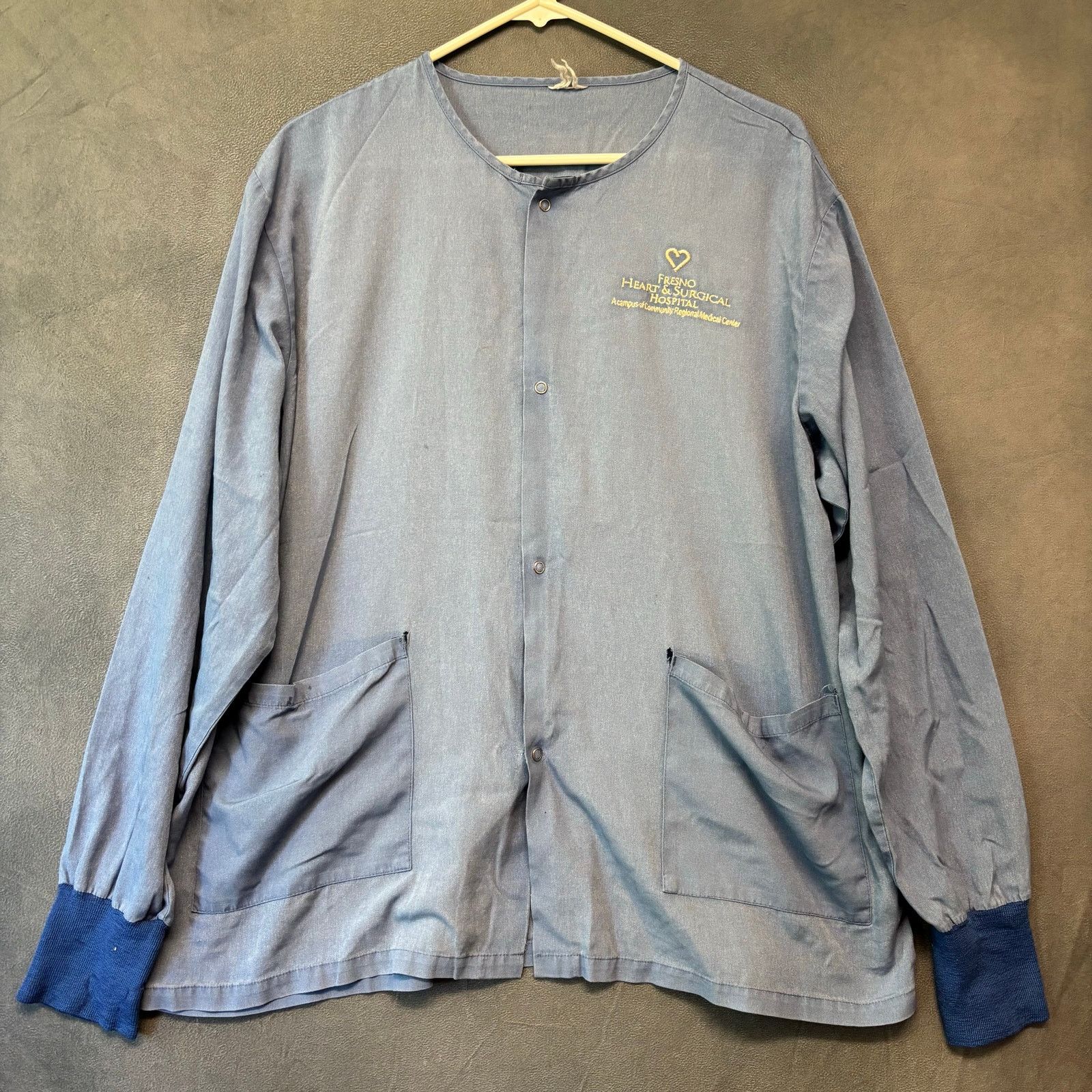 Generic Vintage Fresno Heart and Surgical Scrub Jacket Button Lounge ...