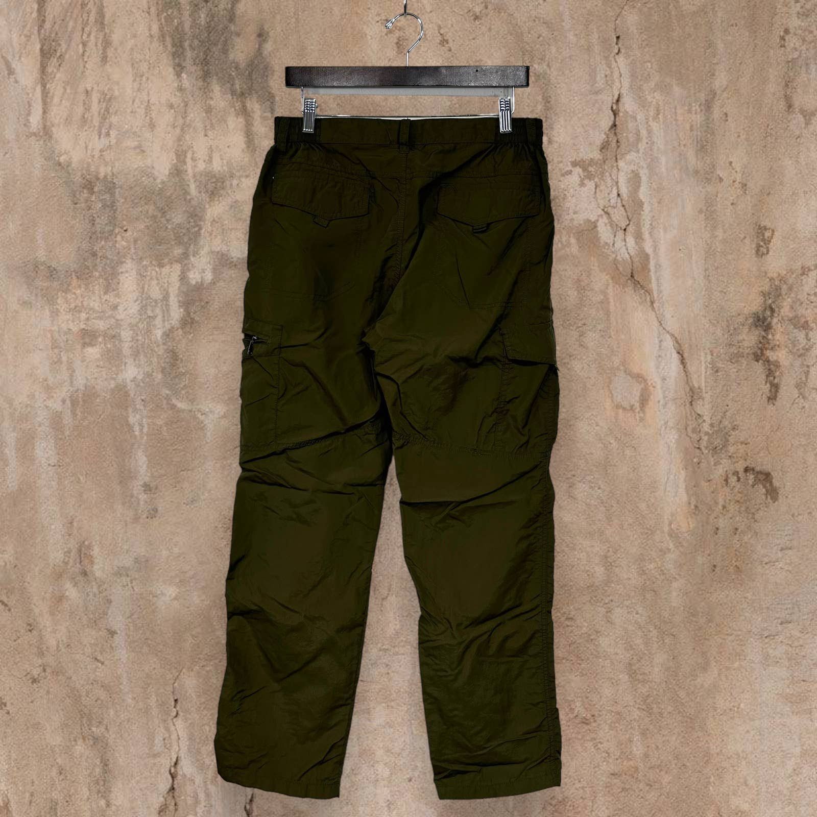 Vintage Vintage Rowdy Hiking Pants Military Green Straight Light 90s ...