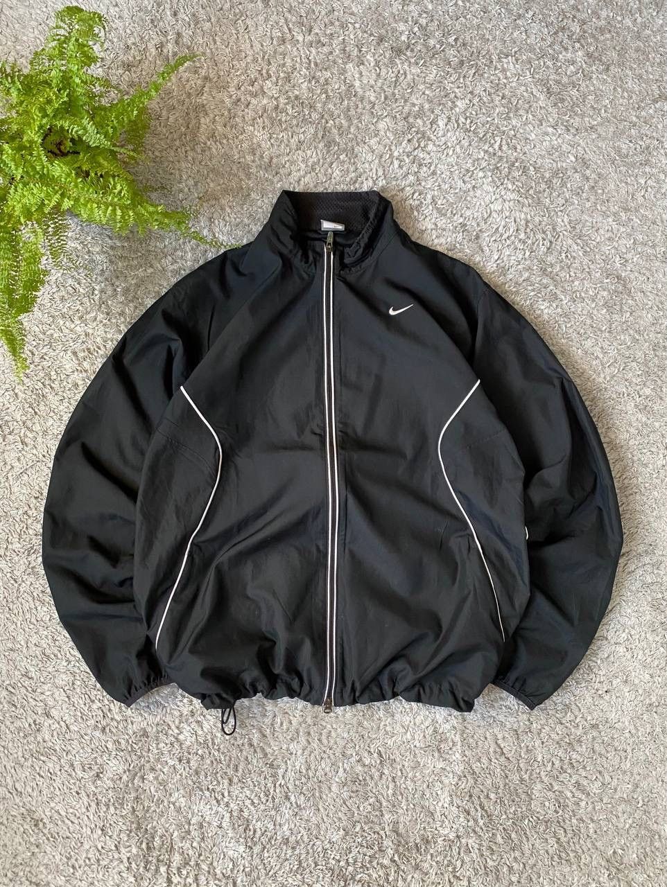 Nike × Streetwear × Vintage 00s Nike Vintage Light Jacket Streetwear Logo Swoosh Basic | Grailed