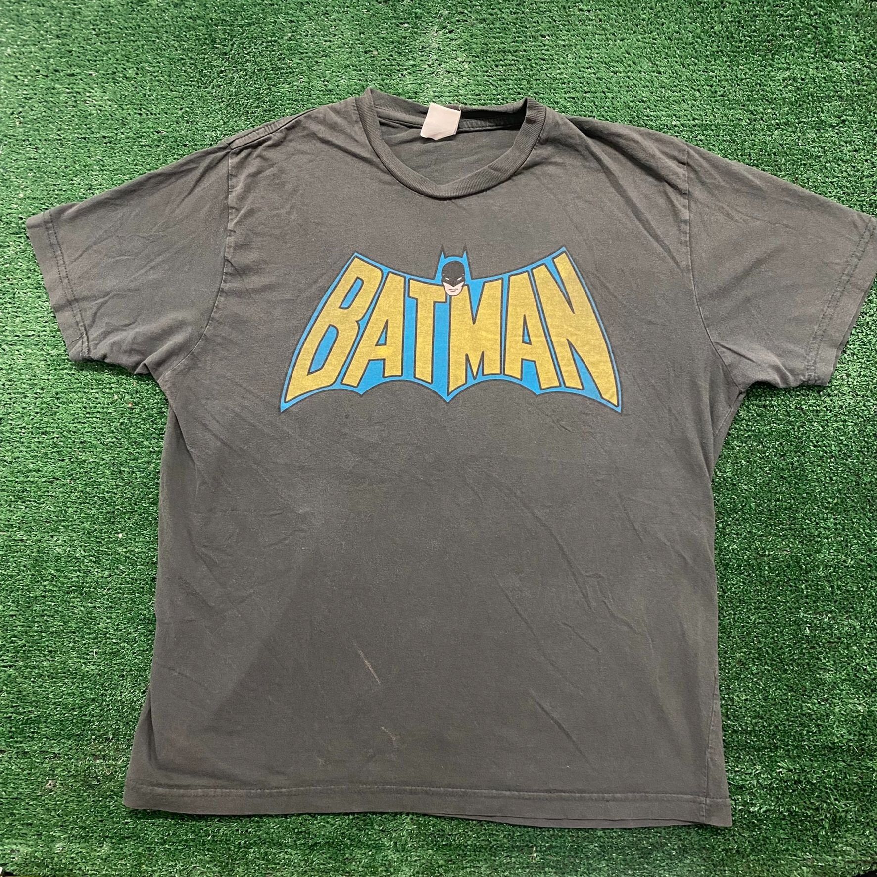 Vintage Vintage Y2K Batman Comic Logo Essential Sun Faded Tee | Grailed
