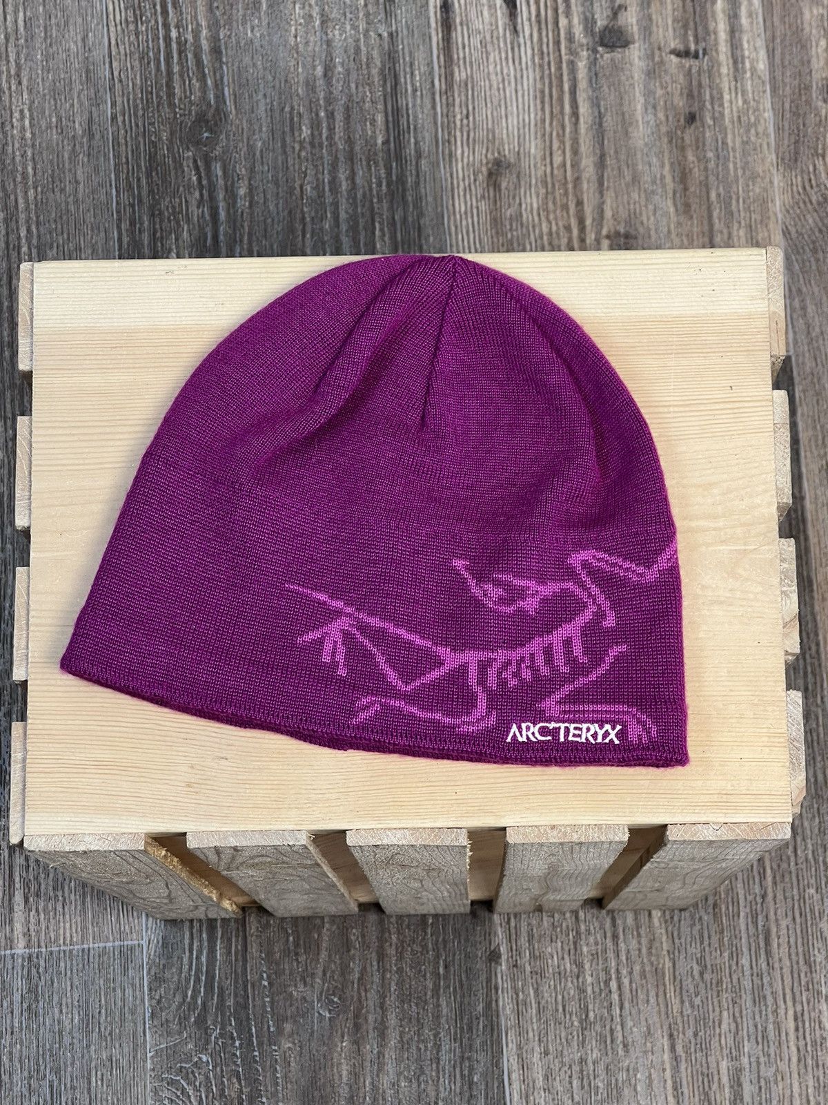 Arc'Teryx Arcteryx big logo wool pink beanie hat | Grailed