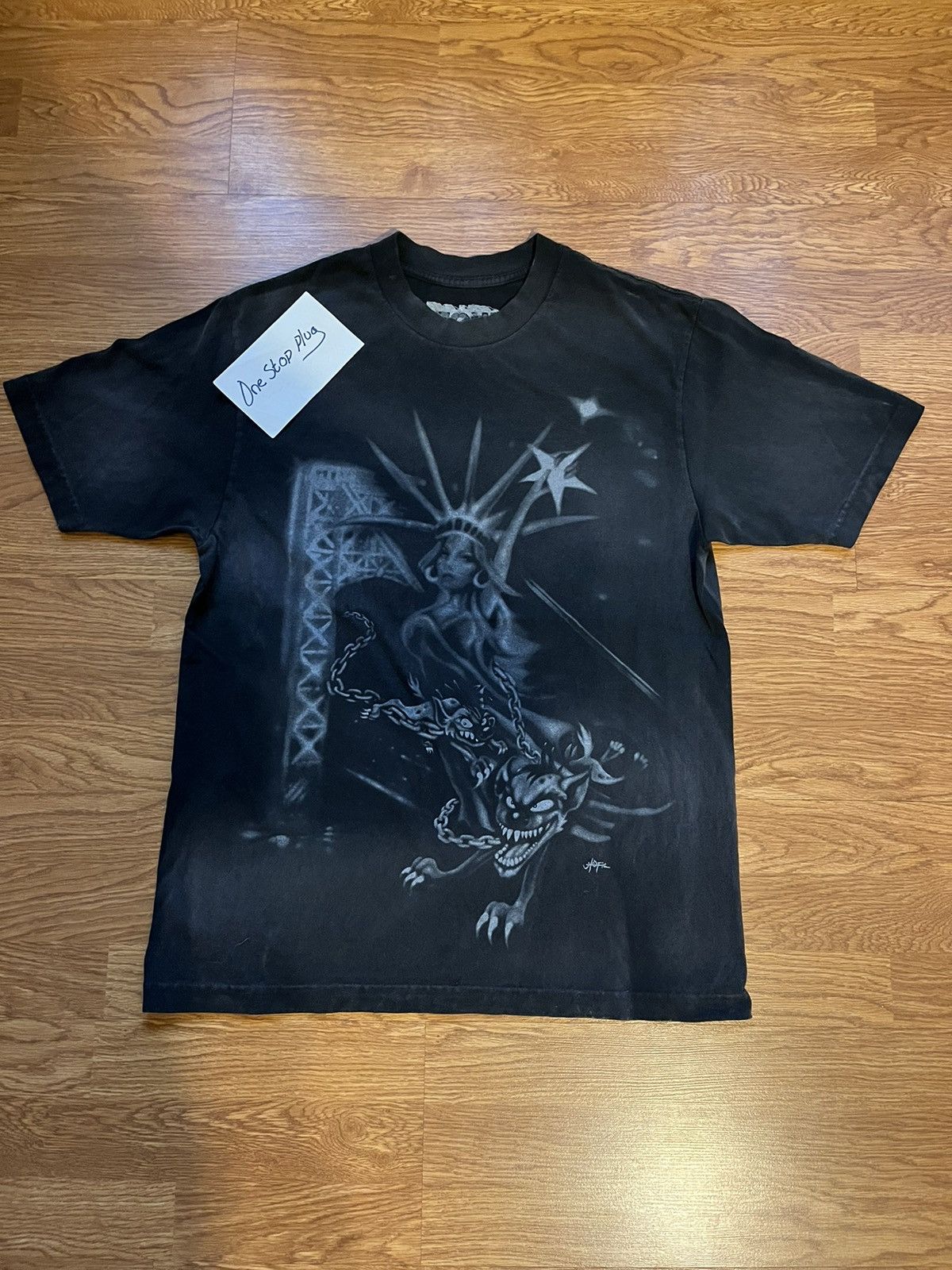 Travis Scott Statue of Liberty Metlife Exclusive Tee | Grailed