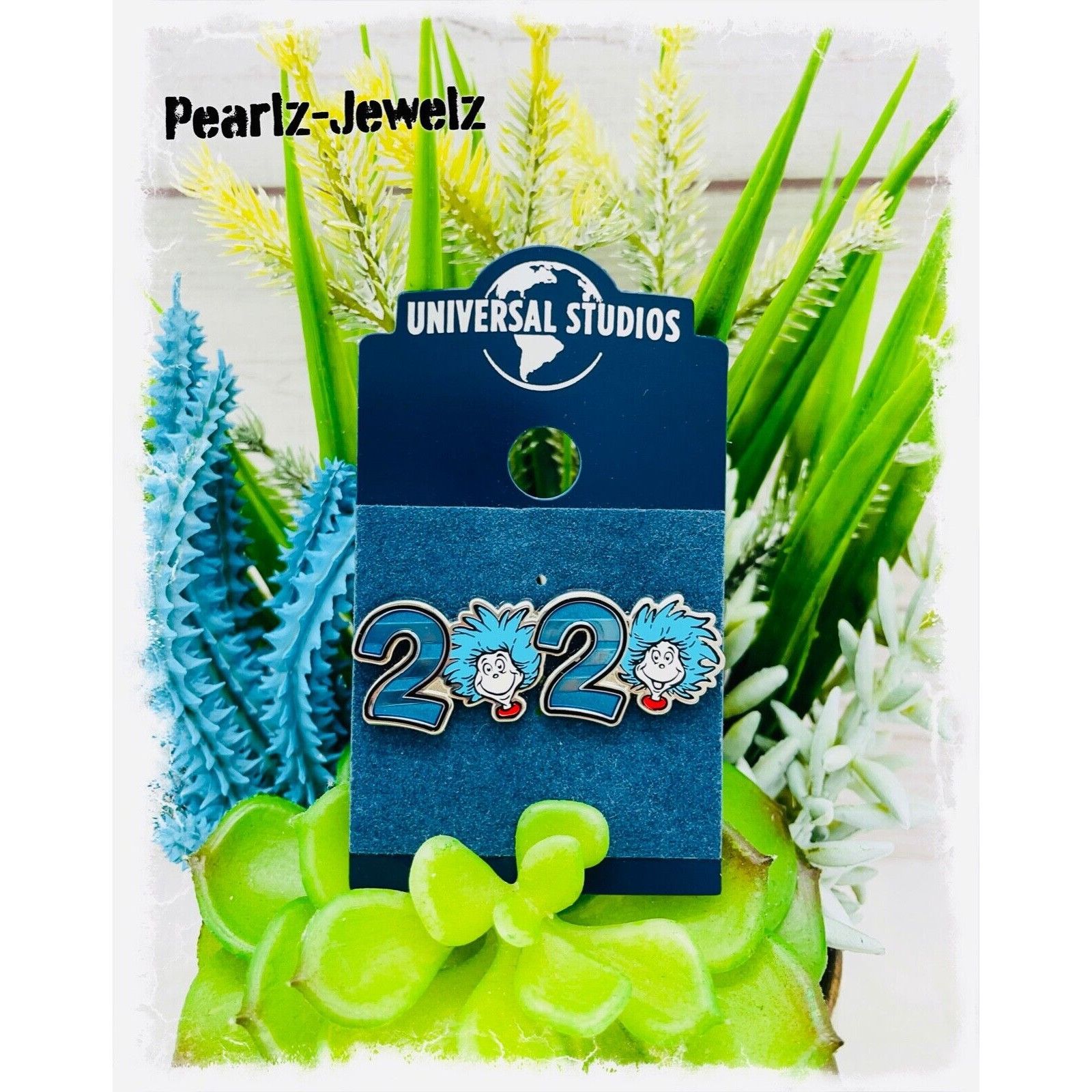 Universal Studios Universal Studios 2020 Dr Suess Thing 1 Thing 2 ...