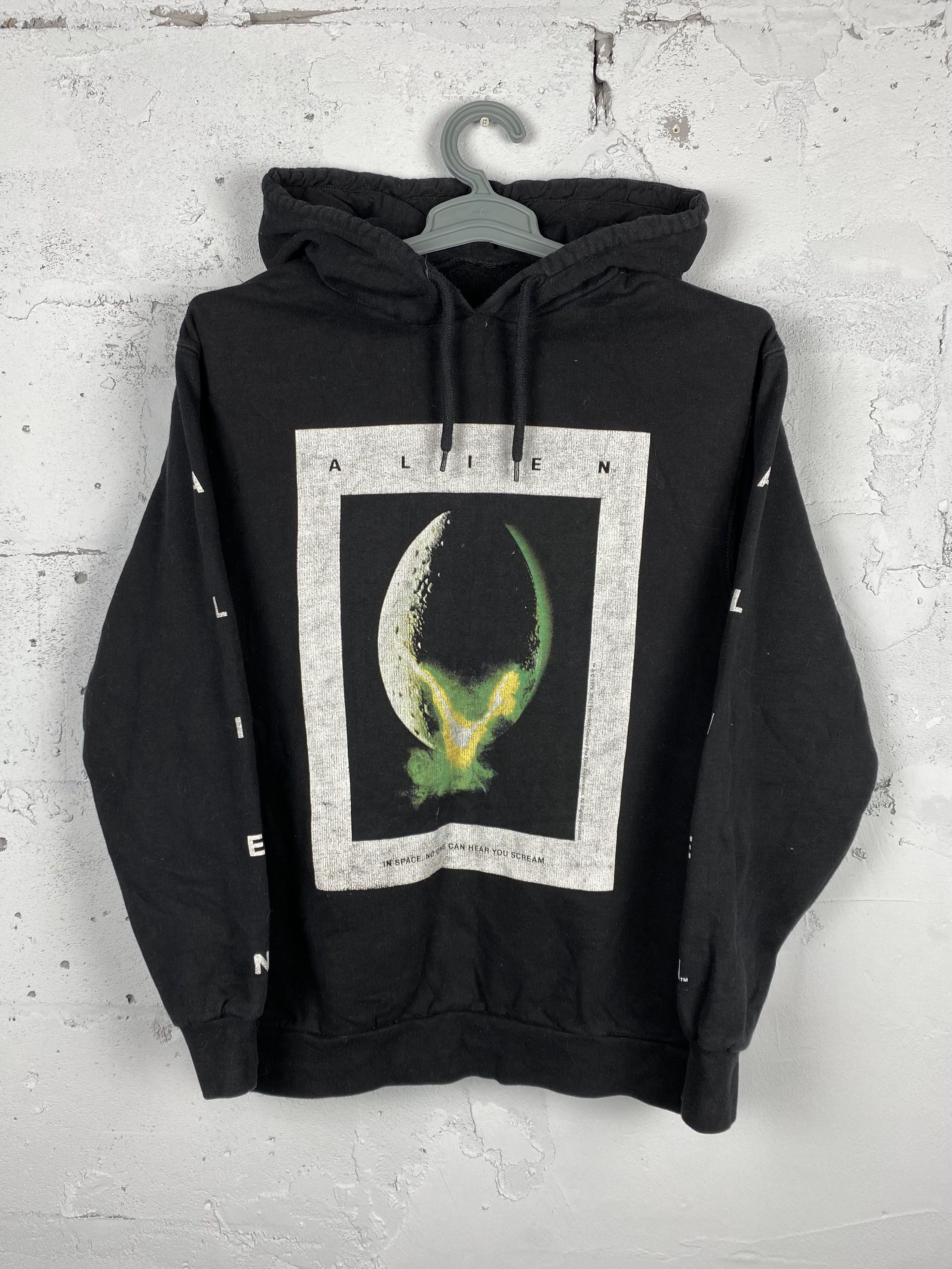 Movie × Streetwear × Vintage Rare Vintage Alien Movie Merch Horrors ...