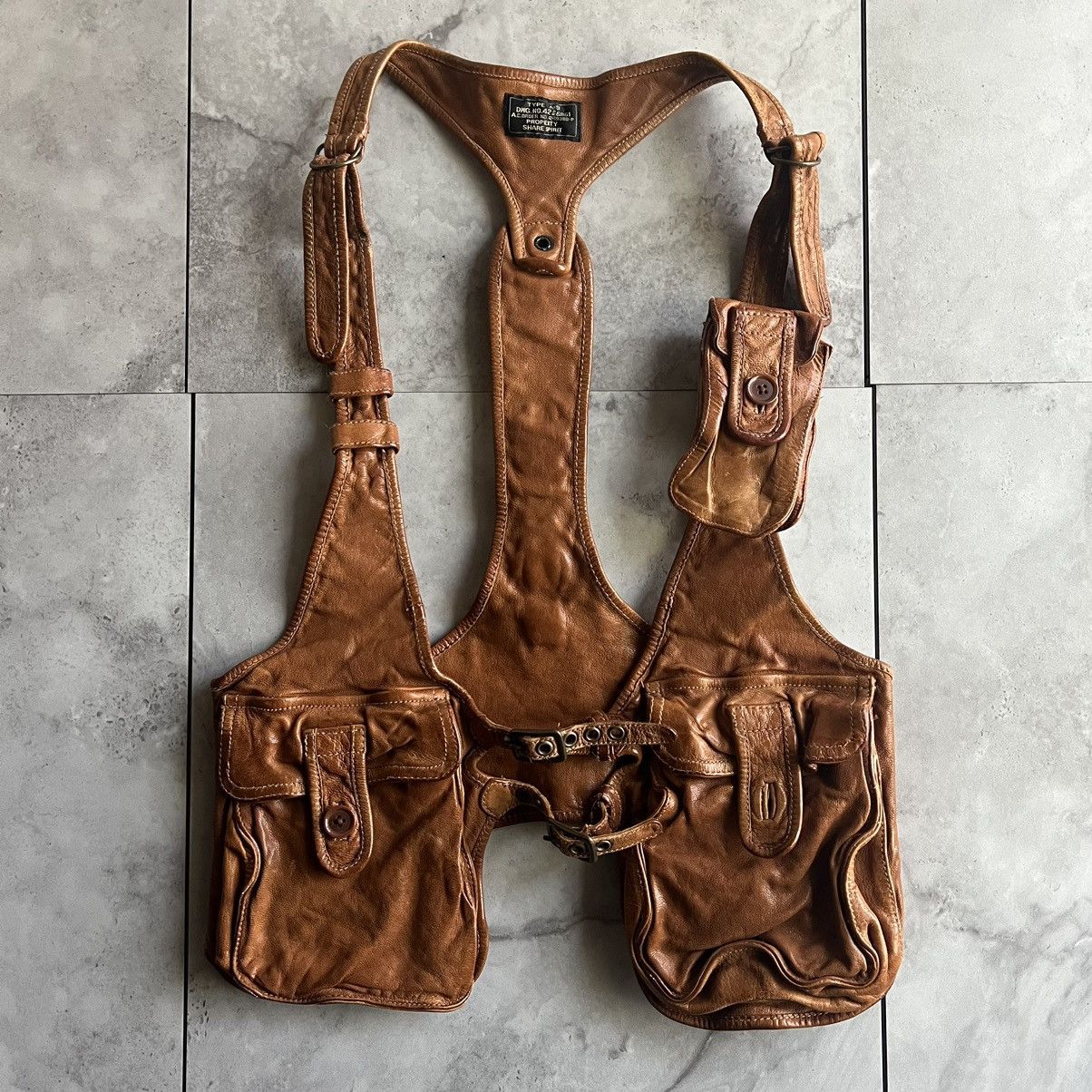 Share Spirit Homme Share Spirit Gas Mask Cargo Vest | Grailed