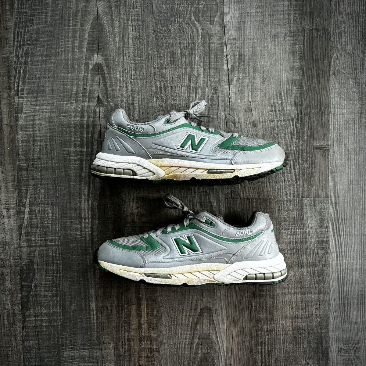 New Balance NEW BALANCE • 2000 "Special Edition" (11M) | Grailed