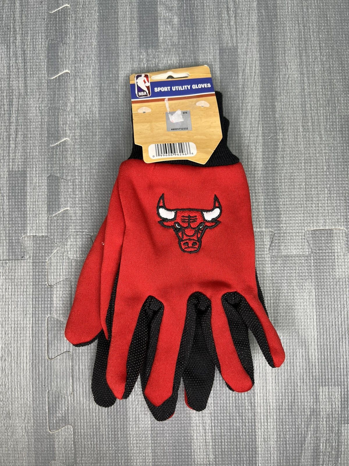 NBA NBA Chicago Bulls Sports Utility Gloves | Officially License | Grailed