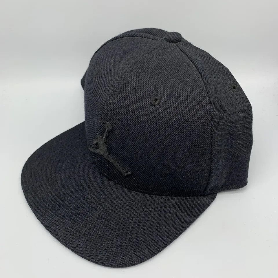 Jordan Brand Air Jordan Triple Black Jumpman Hat Snapback Cap | Grailed