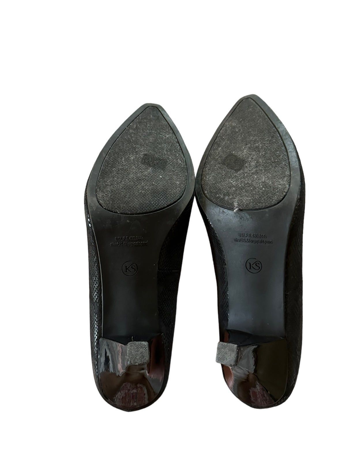 Other Karen Scott Women and leather Size 8M high heels 1.5 inches | Grailed