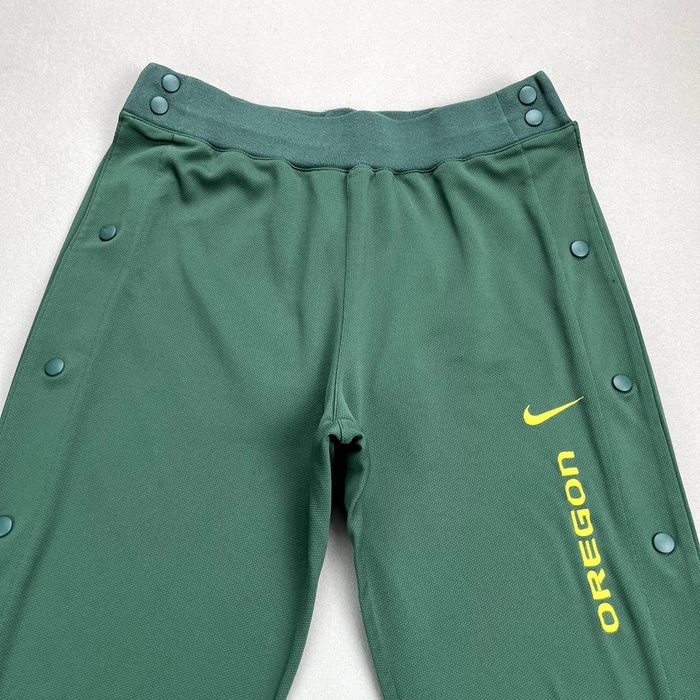 Nike Nike Oregon Ducks Sweatpants Small Green Tear Away Swoosh UO | Grailed