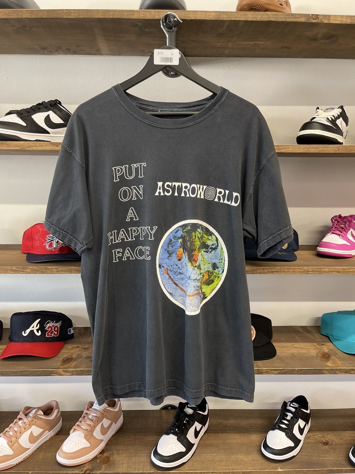 Travis Scott Travis Scott Astro world " Down to Earth" 2018 T-Shirt ...