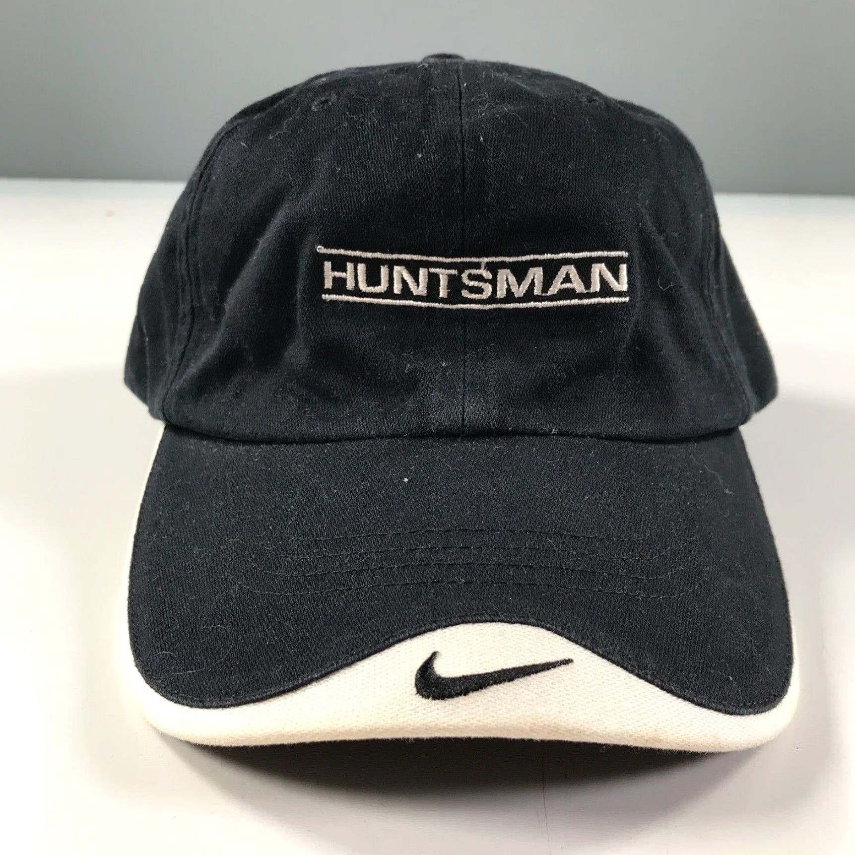 Nike Black and White Soft Cotton Golf Tiger Woods Dad Hat with Nike ...