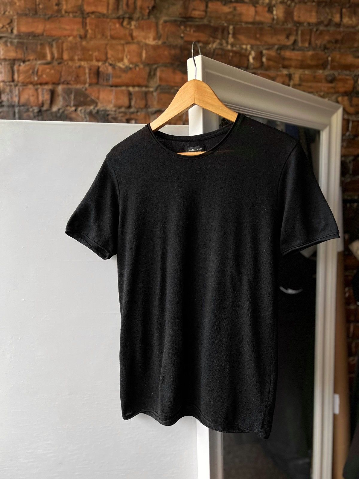 Designer × Streetwear × Zara Zara Man Basic Black T-Shirt | Grailed