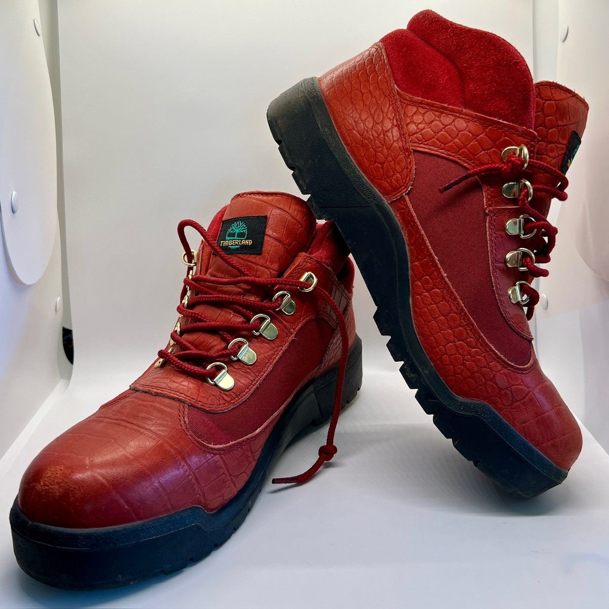 Supreme × Timberland Supreme x Timberland Field Boot Red Snakeskin ...