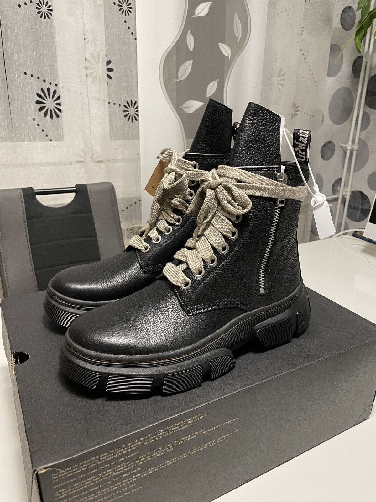 Dr. Martens × Rick Owens Dr. Martens x Rick Owens 1460 DMXL Jumbo Lace ...