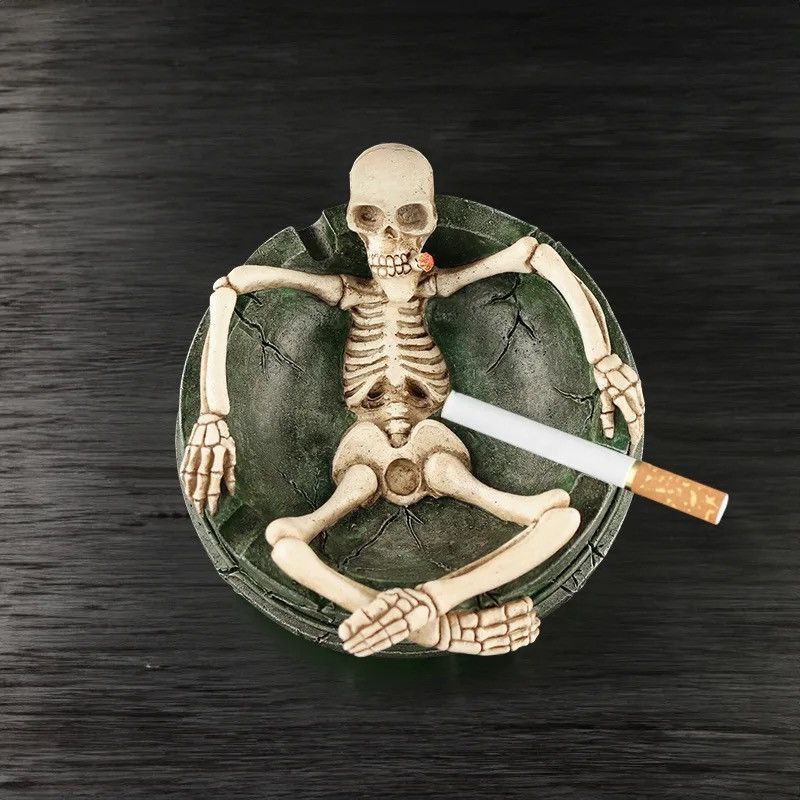 Smokers Club × Streetwear Skull Resin Ashtray | Grailed