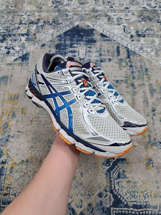 Asics Asics GT-2000 y2k Running Sneakers Dad's Gorpcore Rare | Grailed