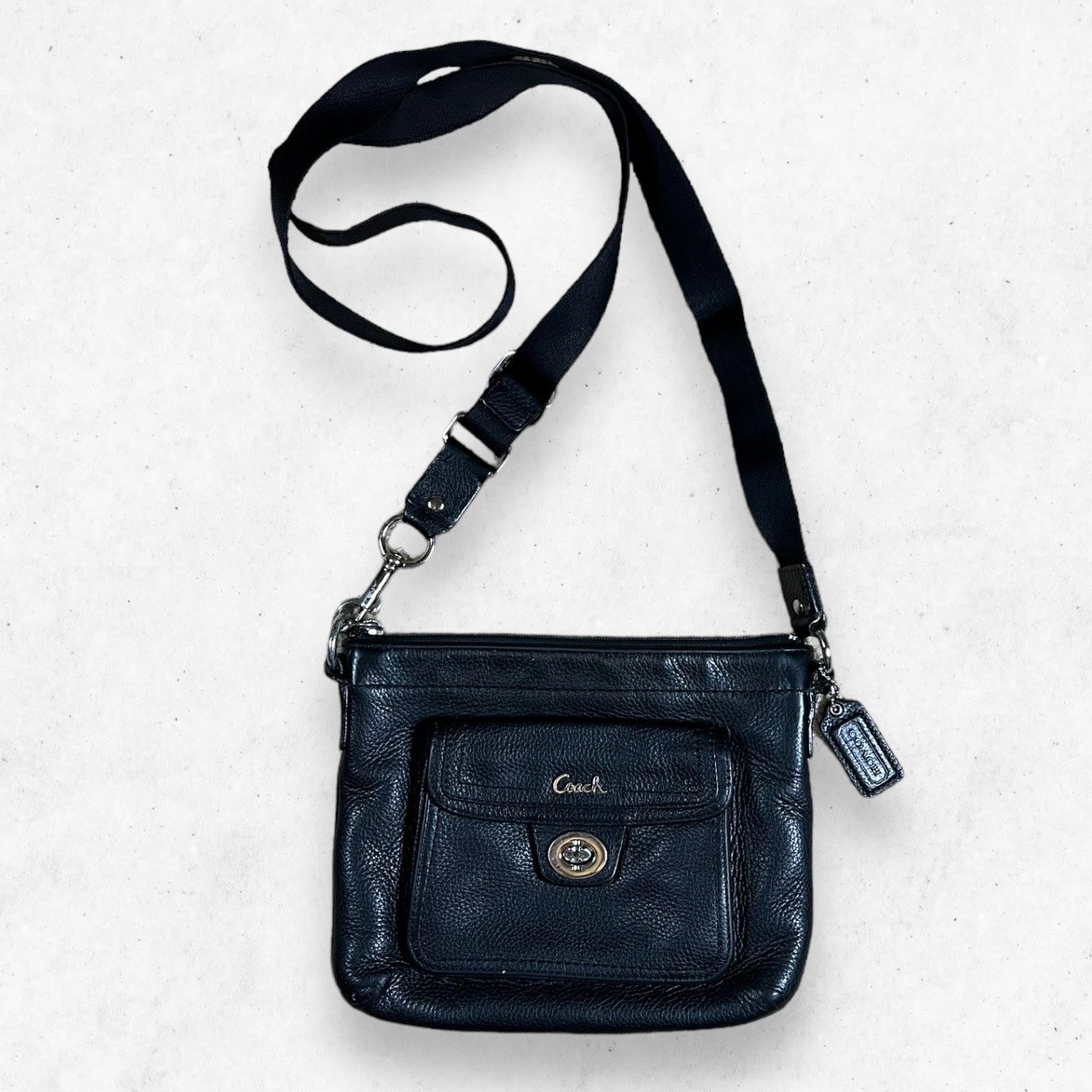 Coach Coach Turn Lock Pocket Pebbled Leather CrossBody DAMAGED! | Grailed