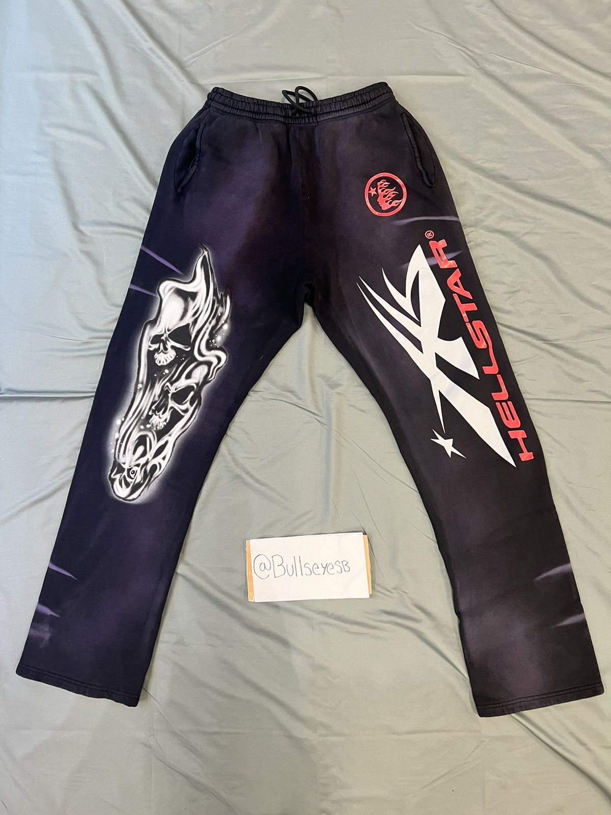 HELLSTAR Hellstar Airbrushed Skull Black Flare Bottom Sweatpants | Grailed