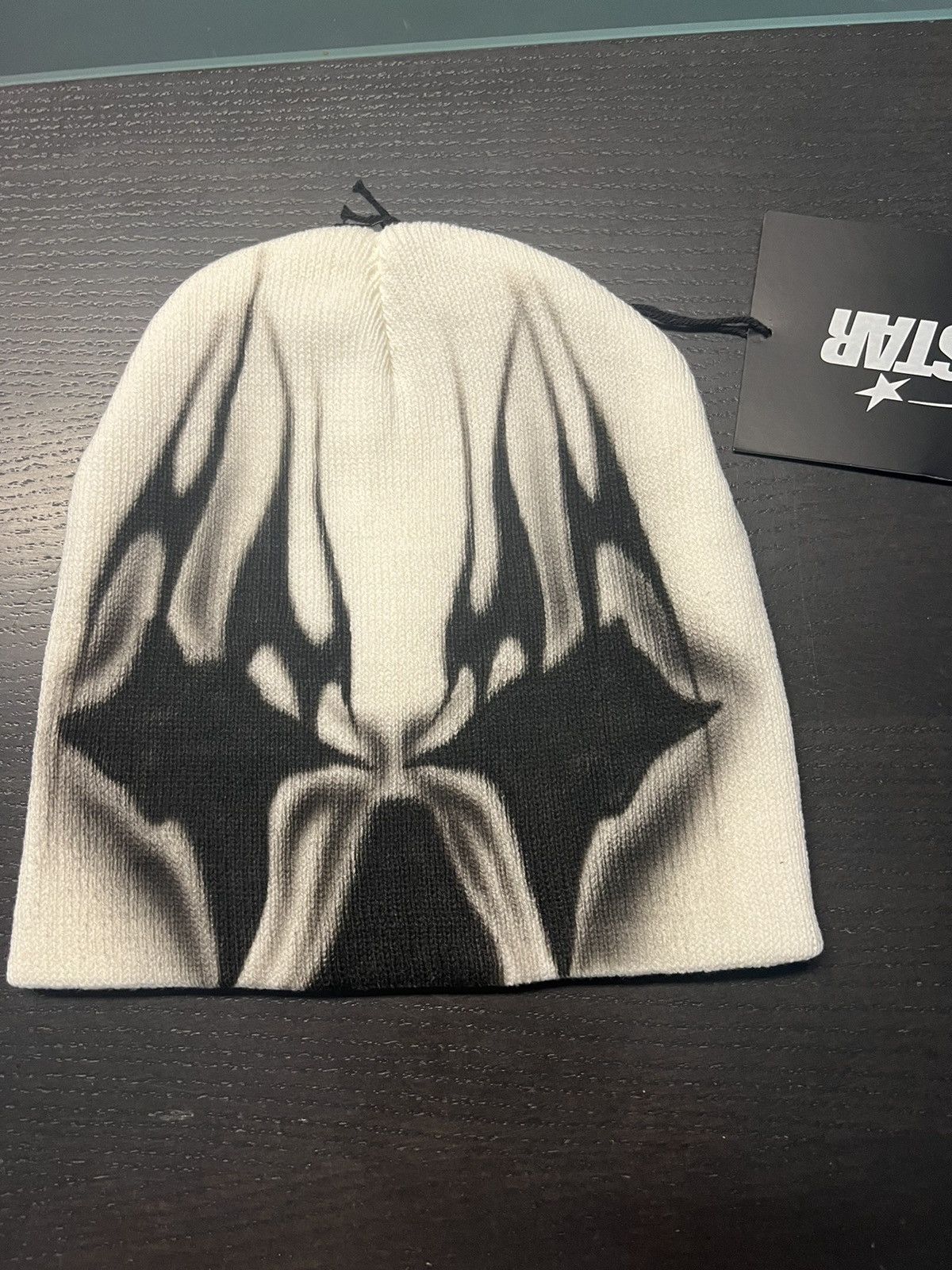 HELLSTAR Hellstar beanie airbrush skull white | Grailed