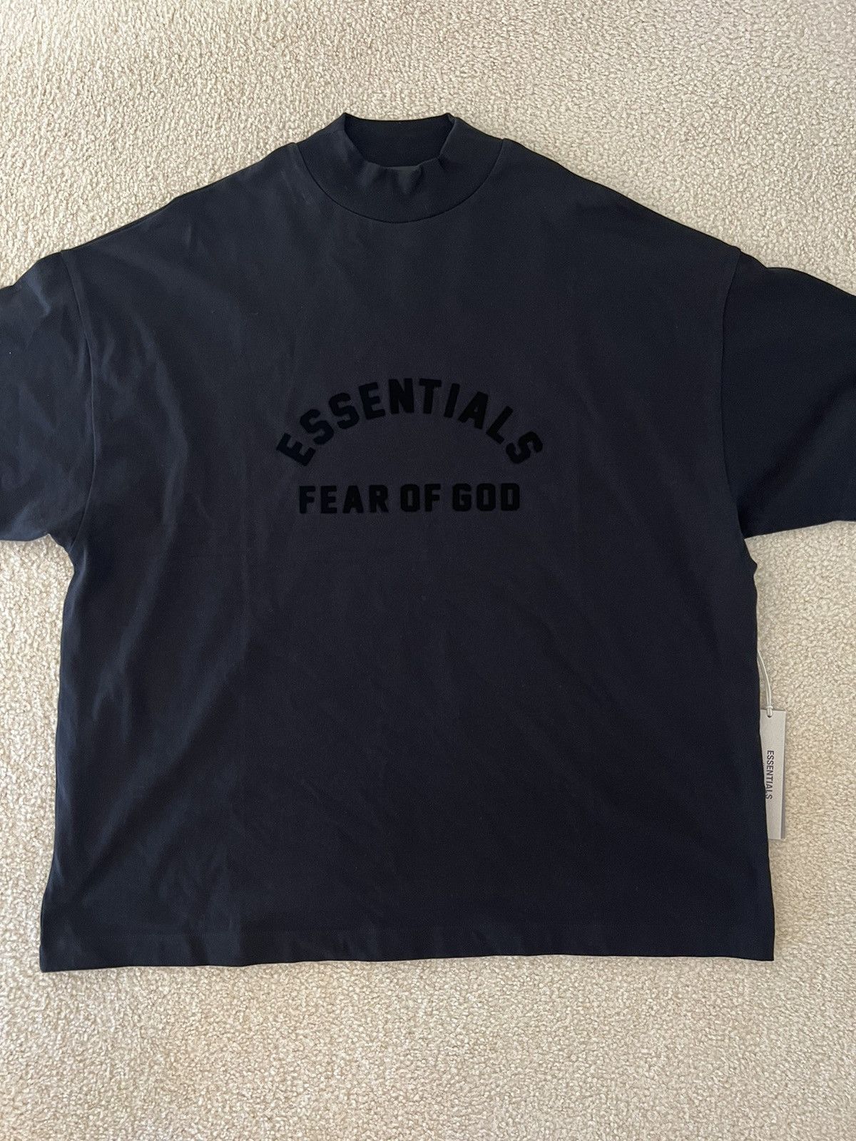 Essentials × FOG × Fear of God Fear of God Essentials Arch Logo Tee ...