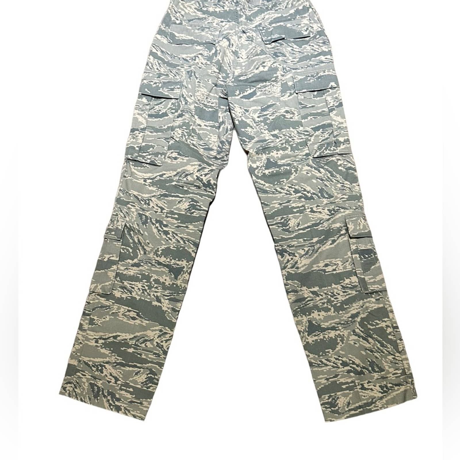 Usaf Genuine USAF Camouflage Cargo Pants In a size 34 | Grailed