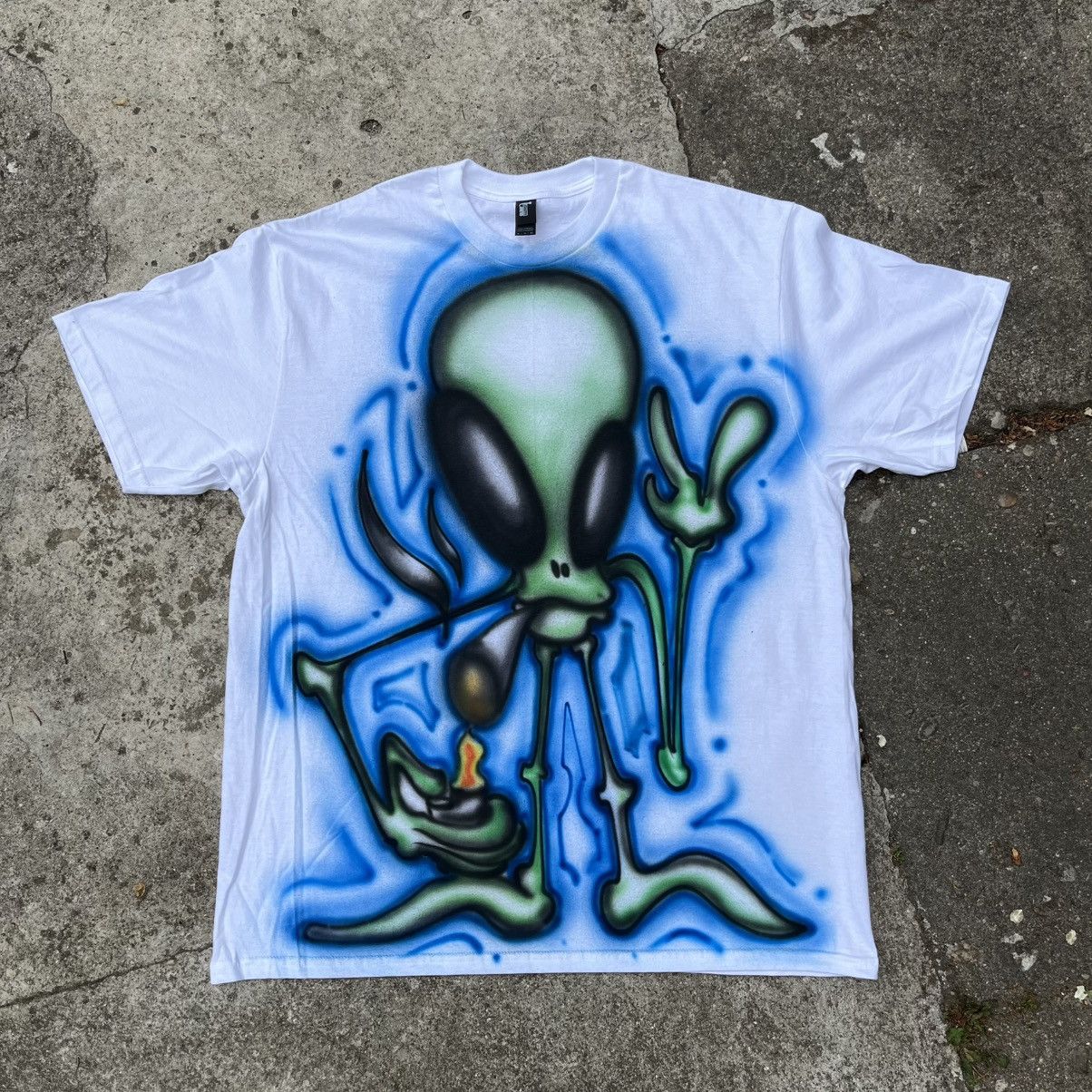 Band Tees × Vintage Custom Alien Smoking zaza airbrush | Grailed