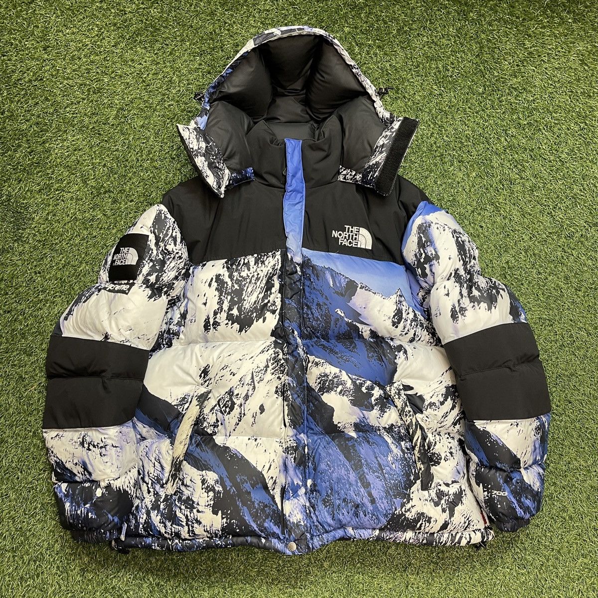 Supreme × The North Face Supreme The North Face Mountain Baltoro Jacket ...