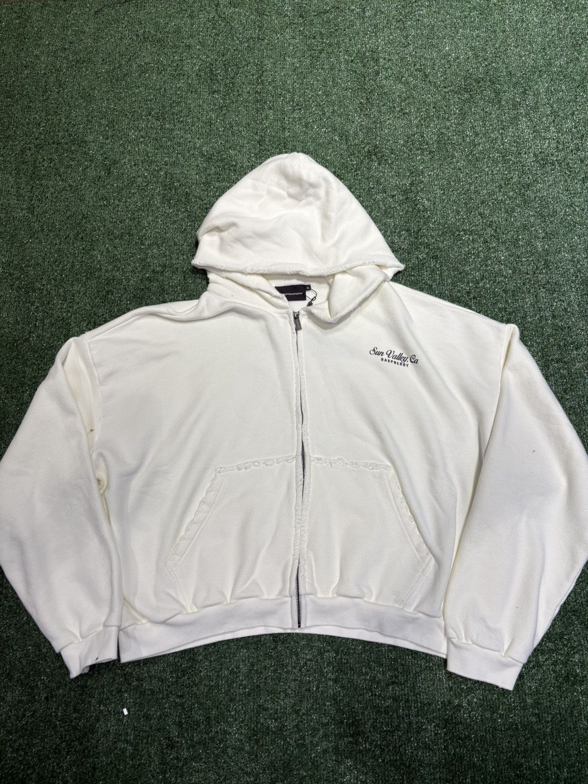 The GV Gallery GV GALLERY “RASPBERRY SUN VALLEY” ZIP UP - SIZE XL ...
