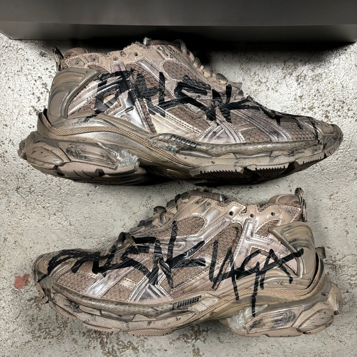 Balenciaga Balenciaga Runner Graffiti Sneaker | Grailed