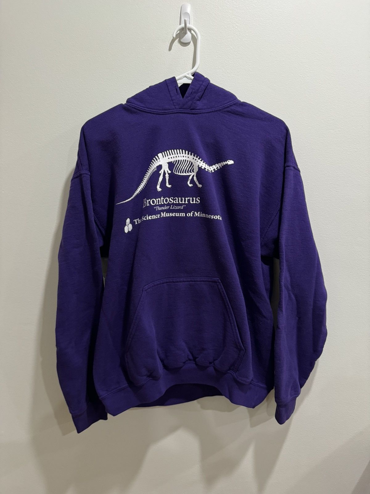 Gildan × Streetwear × Vintage Science Museum of Minnesota “Brontosaurus ...