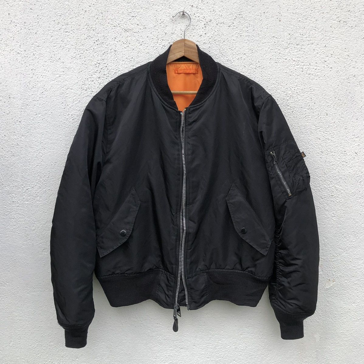 Alpha Industries × Bomber Jacket × Vintage Vintage MA-1 (USAF) Flyer's Intermediate Bomber ...