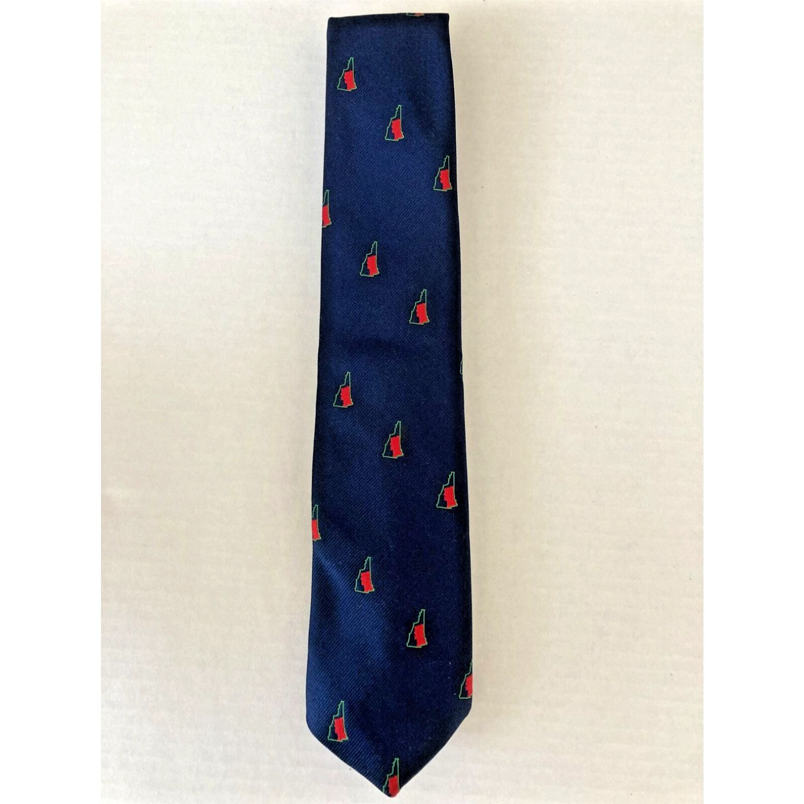 Vintage Manchester New Hampshire Men's Classic Polyester Tie Featuring ...