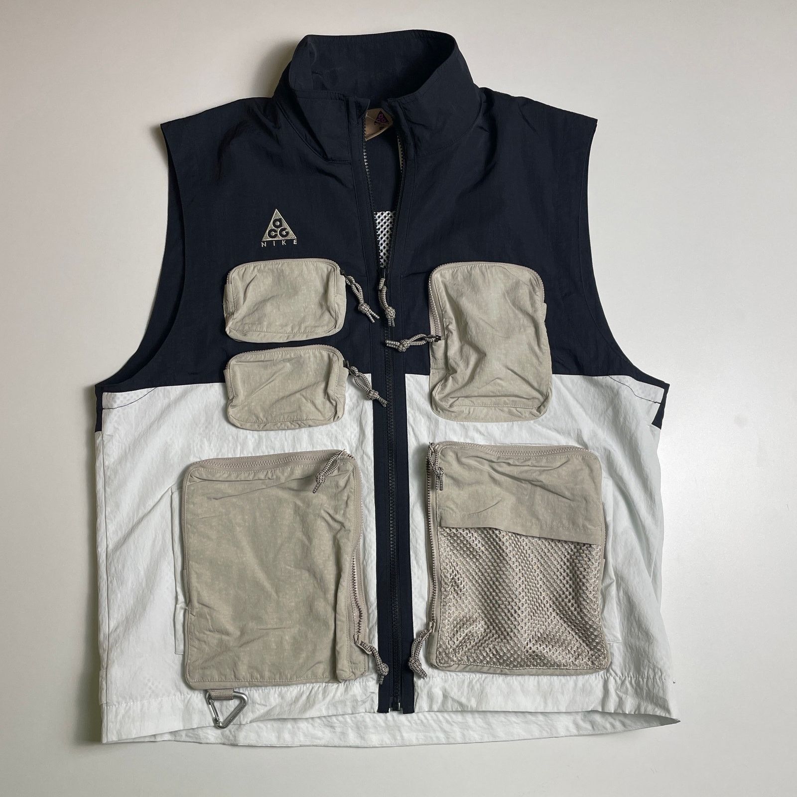 Nike ACG Nike ACG cargo multi pocket vest | Grailed