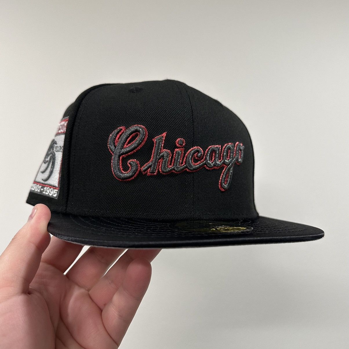 New Era Black Chicago Script 95th Anniversary SP TOPPERZ Size 7 3/8 ...