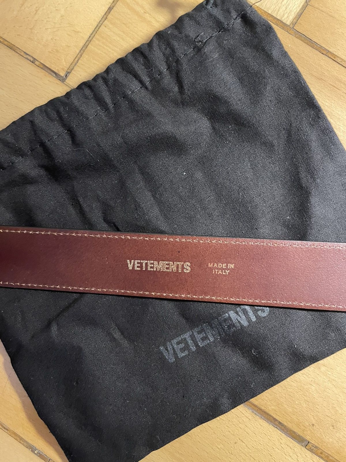Vetements AW18 Holographic Rainbow Belt | Grailed