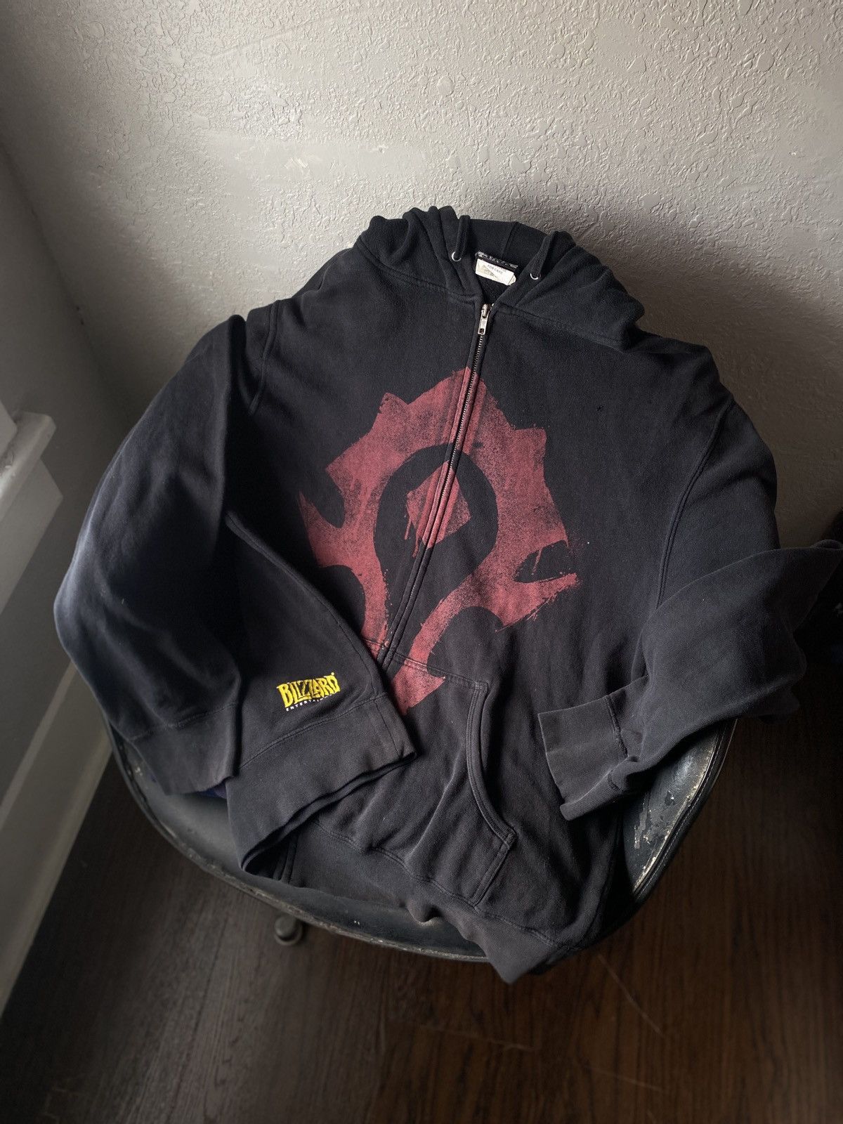 Movie × Vintage Vintage World of Warcraft Horde Video Game Hoodie Fade ...