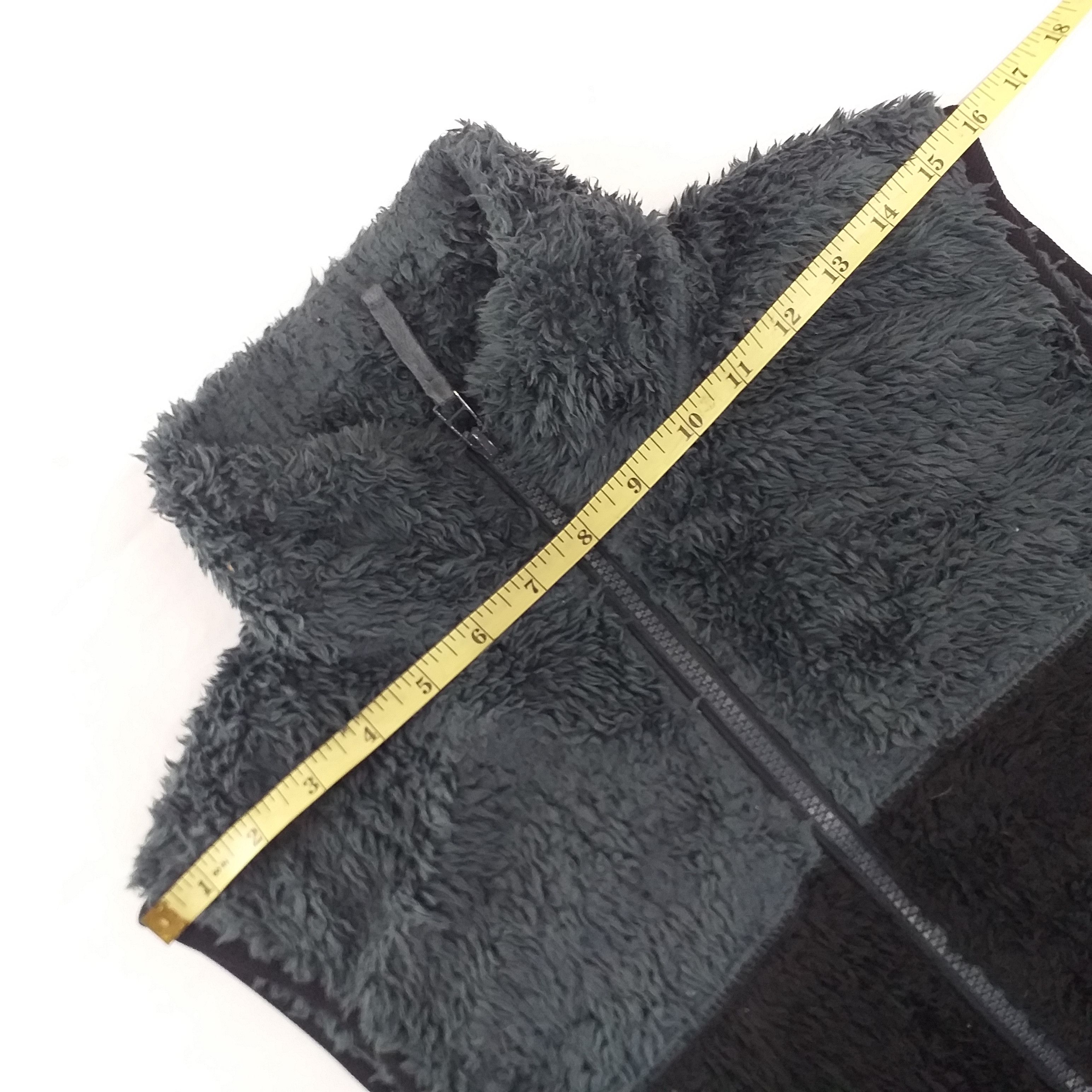 Japanese Brand Uniqlo Fleece Vest Jacket -J008 | Grailed