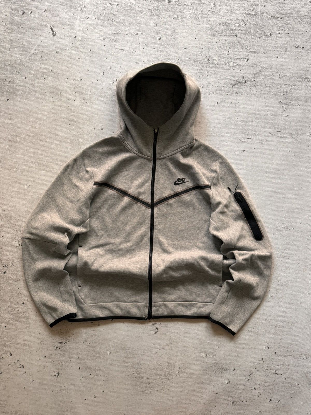 Nike × Streetwear × Vintage NIKE TECH FLEECE VINTAGE BASIC LOGO ...