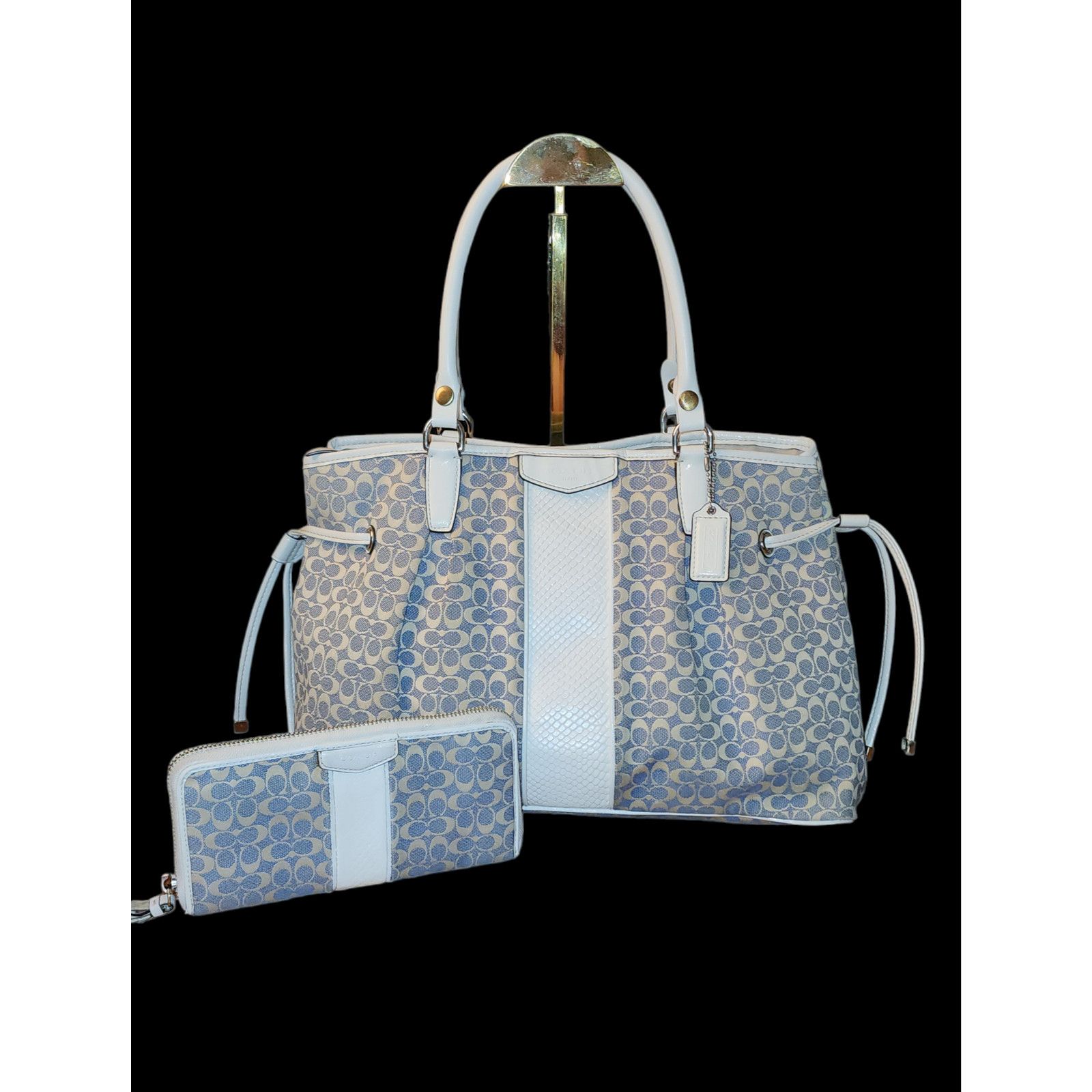 Coach COACH SIGNATURE STRIPE DRAWSTRING CARRYALL (COACH F28932) | Grailed