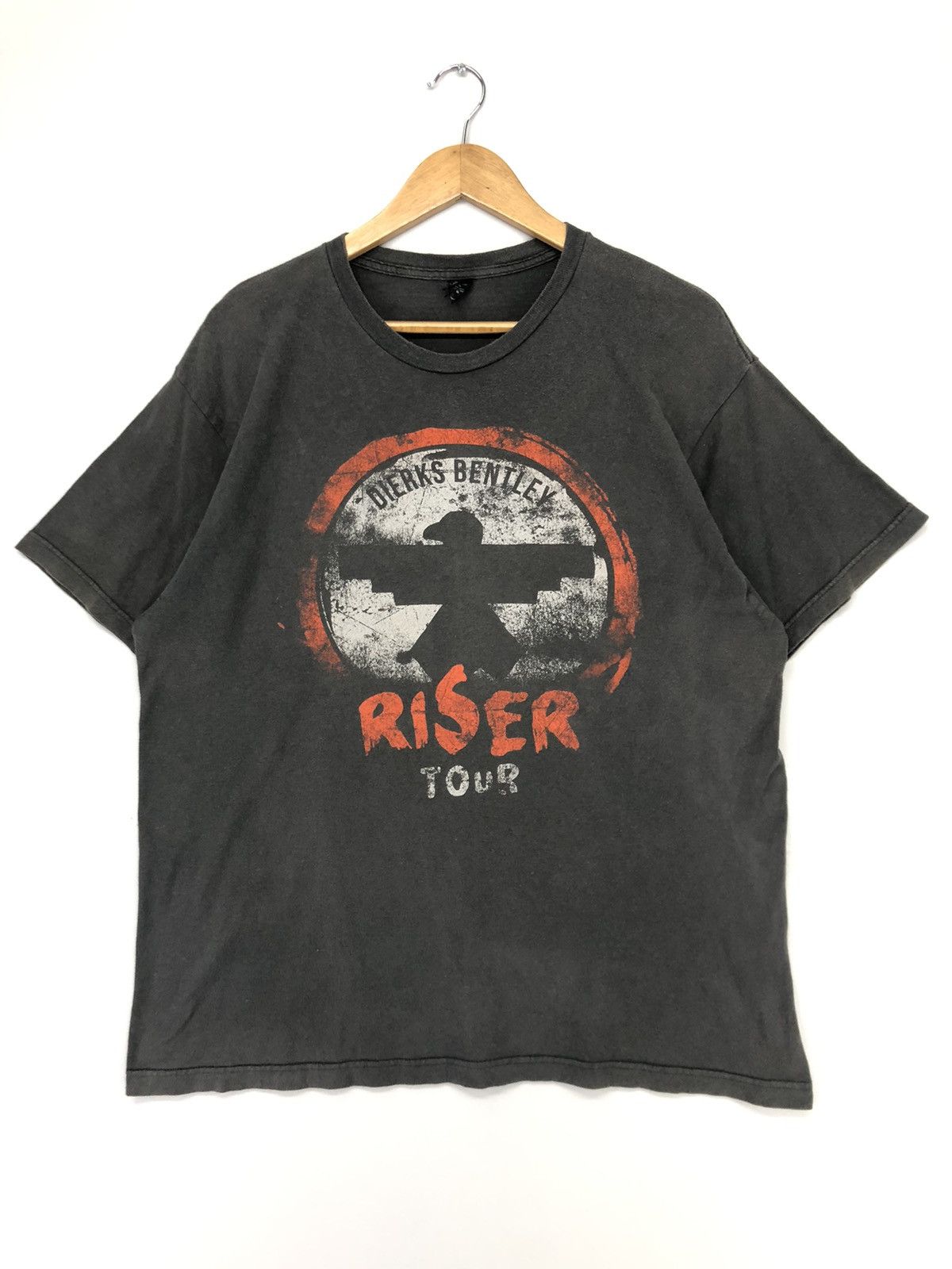 Band Tees × Tour Tee × Vintage Vintage Dierks Bentley Riser Tour Tshirt ...