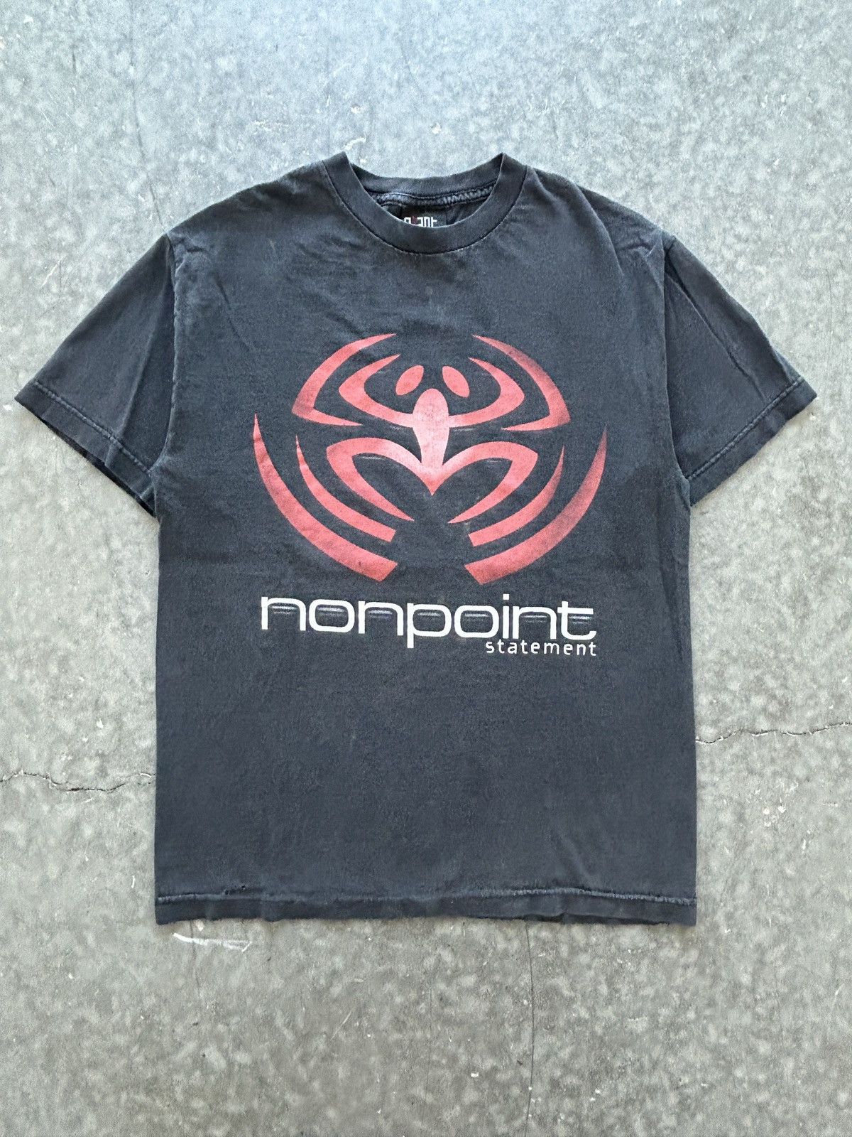 Giant × Streetwear × Vintage Vintage Y2K Nonpoint Statement Graphic Tee ...